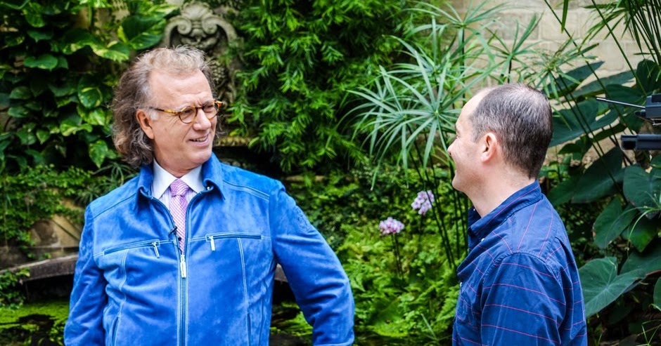 André Rieu Italian fan: André Rieu's Maastricht Castle (part 1)