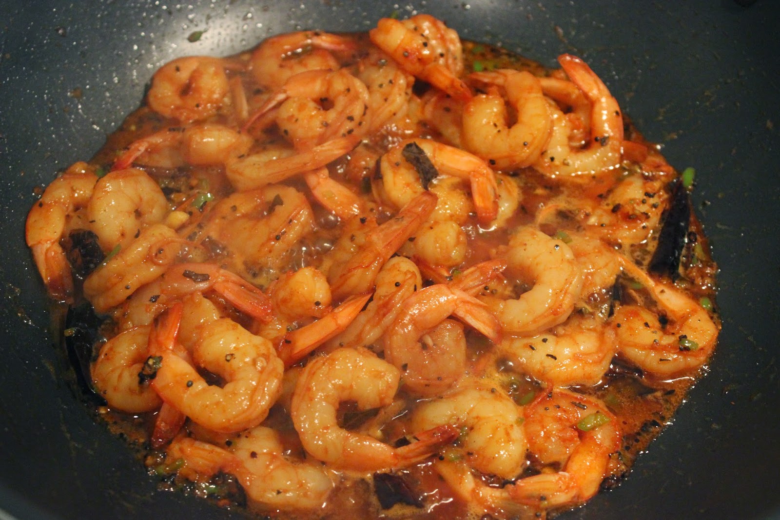 Luscious Secrets By, Marian Fernando.: Pan-fried prawns & tomato puree