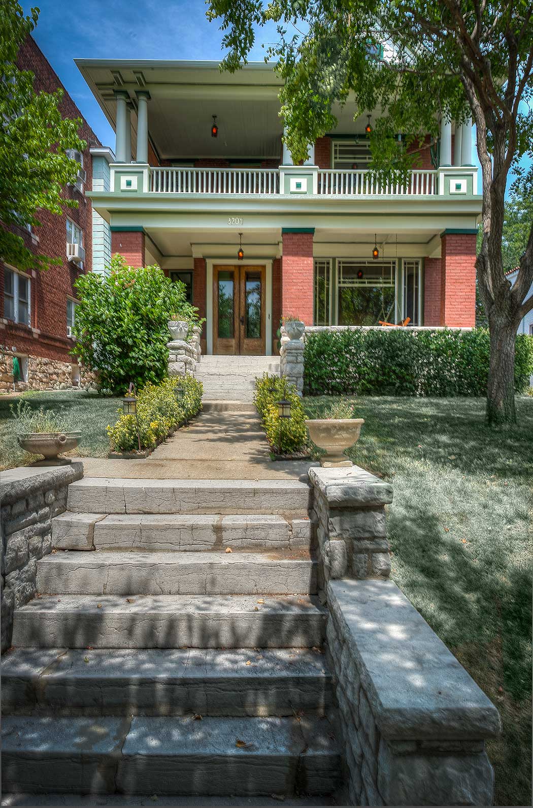 Hyperblogal: Historic Northeast Mini-Mansions Volume 2