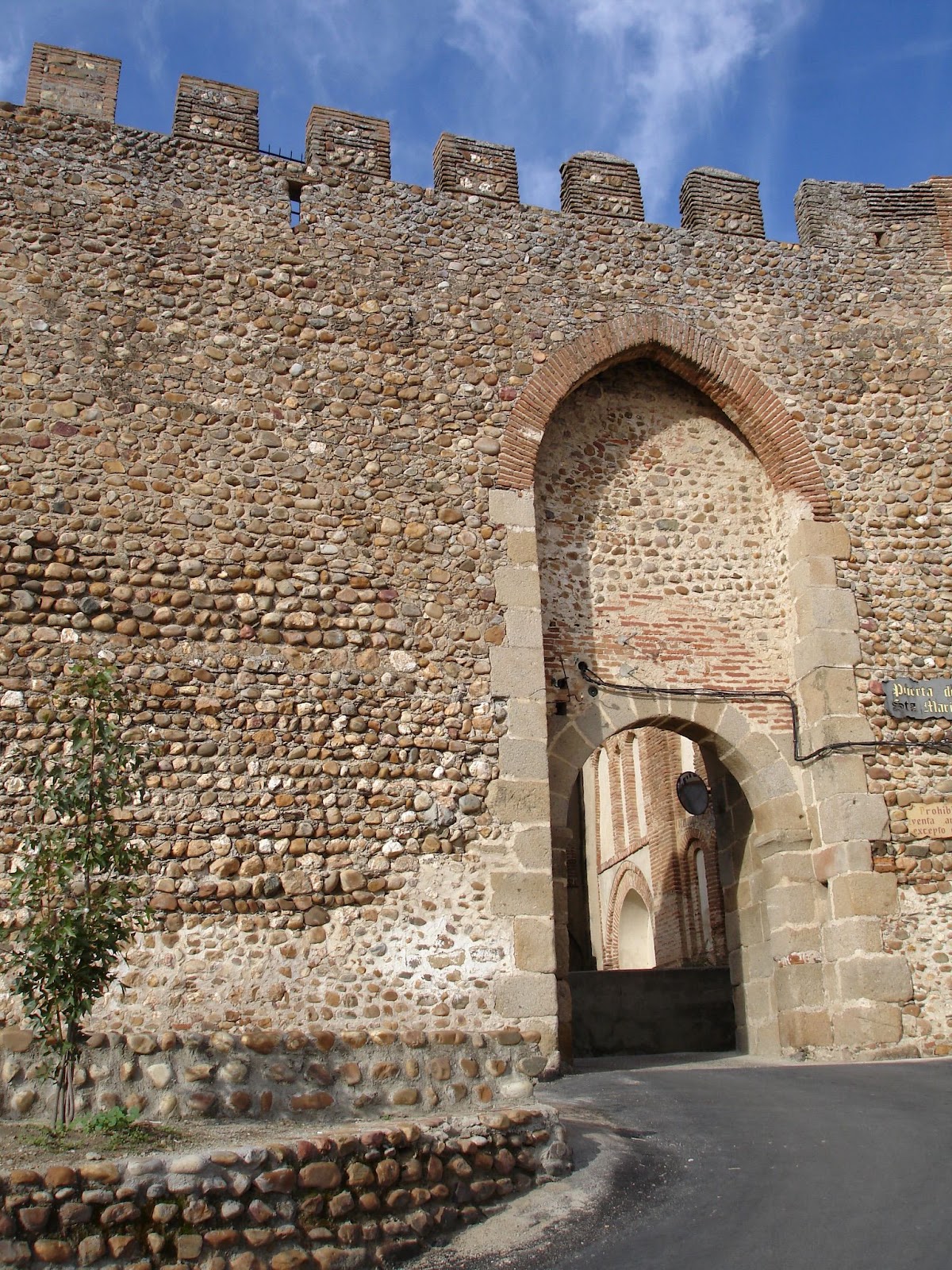 Un ManchegodeCorral (de Almaguer) por el Mundo .............. y por ...