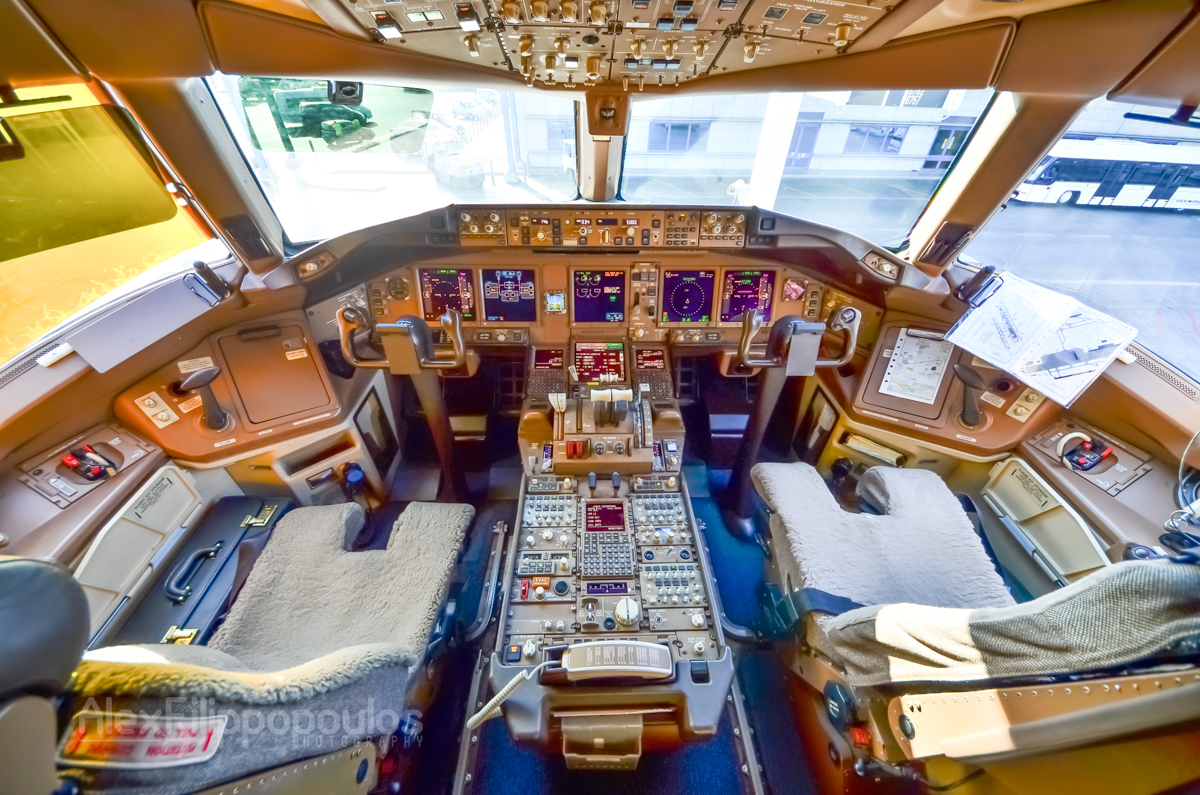 Alex Filippopoulos Photography: Flight Decks