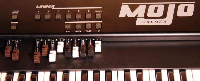 HAMMOND ORGAN Blog!: CRUMAR MOJO Organ