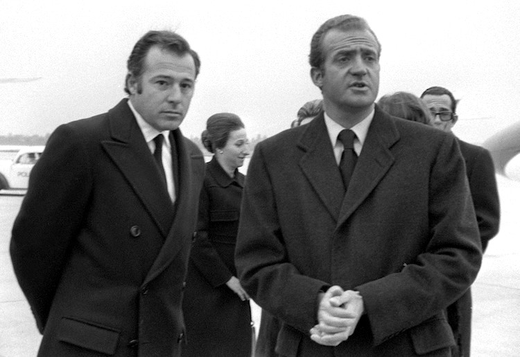 Royalty & Pomp: THE FAMILY