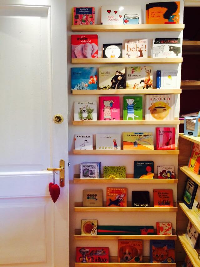 MI LIBROTEKA: Librería LIJ: Libroshka