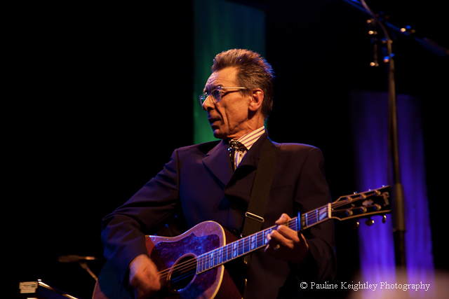 PKIMAGE - MUSICFOOTNOTES: *"Bring It All Home - Gerry Rafferty ...