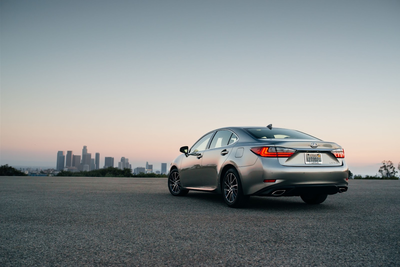 The Unassailable Choice: The 2017 Lexus ES350