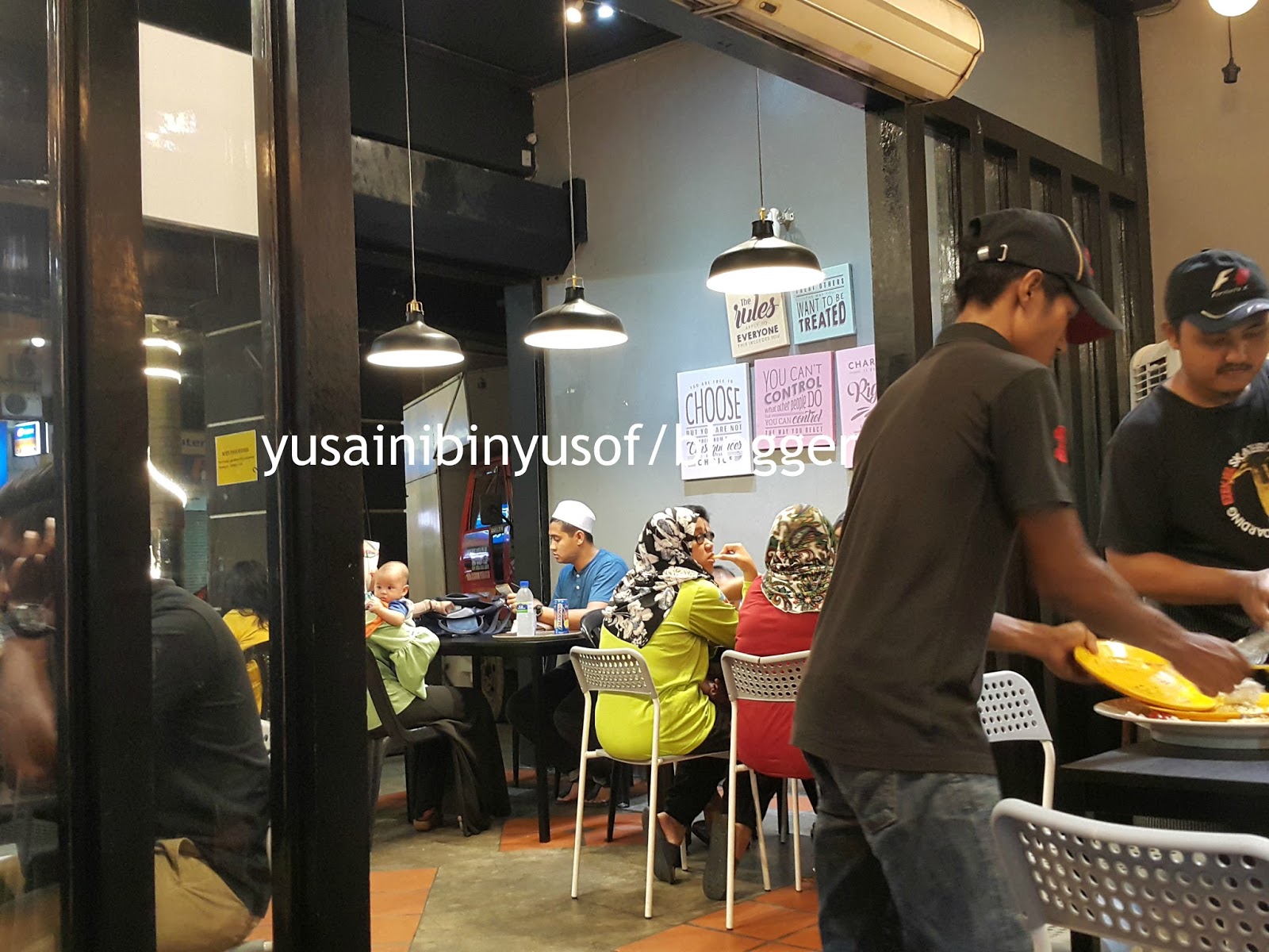 YUSAINIBINYUSOF: EXPERIMENT KITCHEN