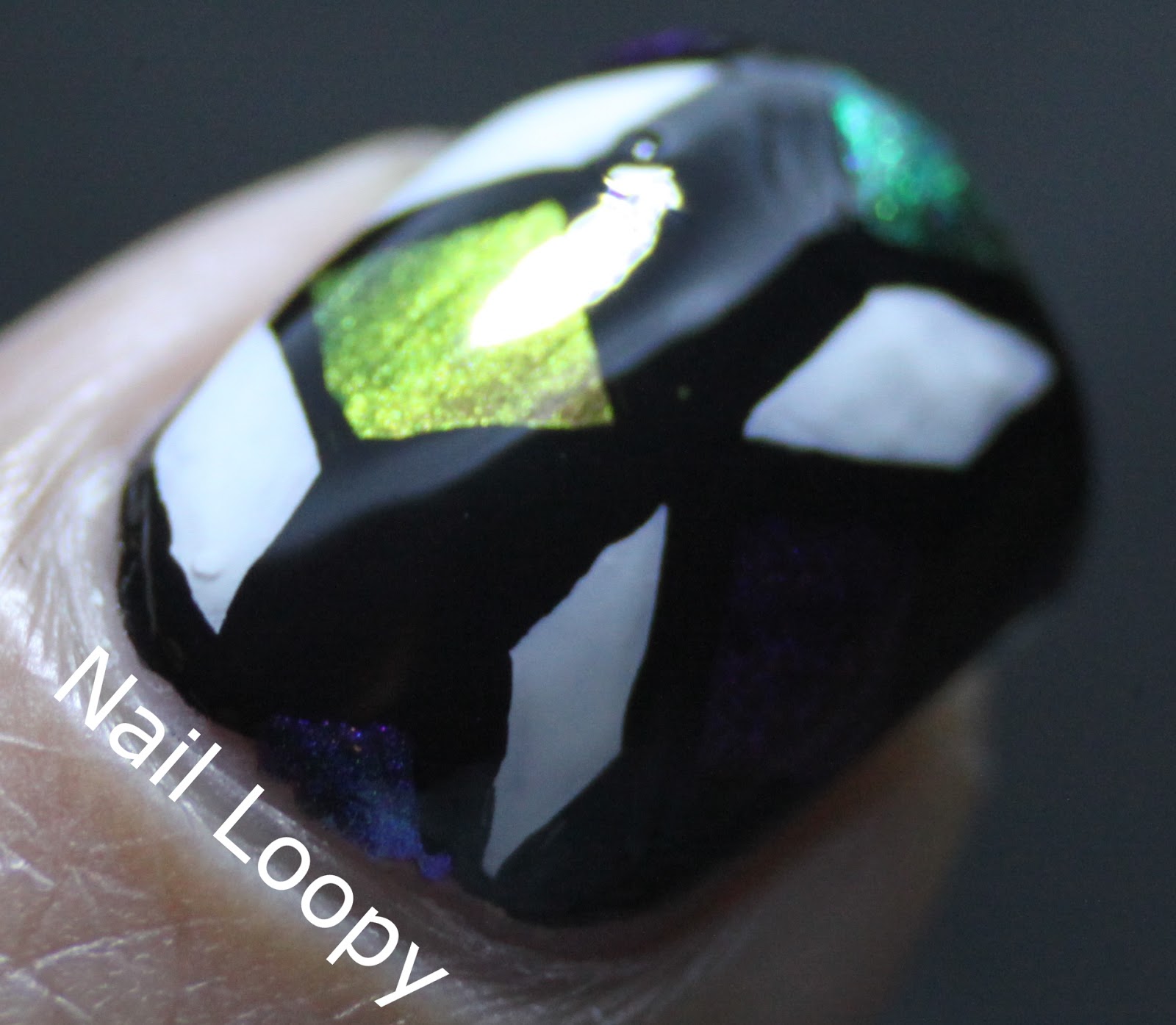 nail loopy: ILNP MULTICHROME 3D CUBE NAIL ART