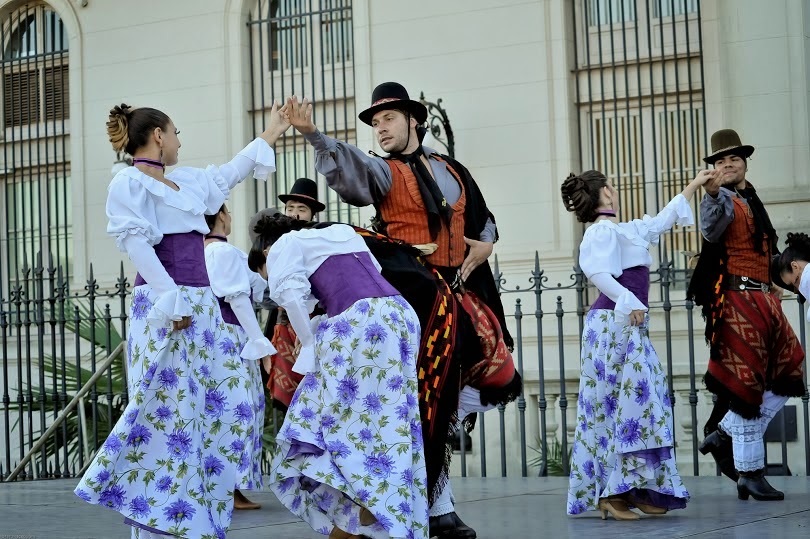 MADRE TIERRA: Día Internacional de la Danza, el B.A.F.A. representará a ...