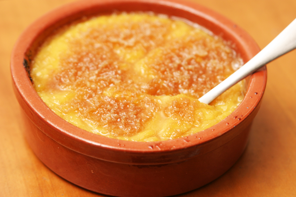 DIS MAMAN, ON MANGE QUOI ?: Semaine espagnole : la crème catalane