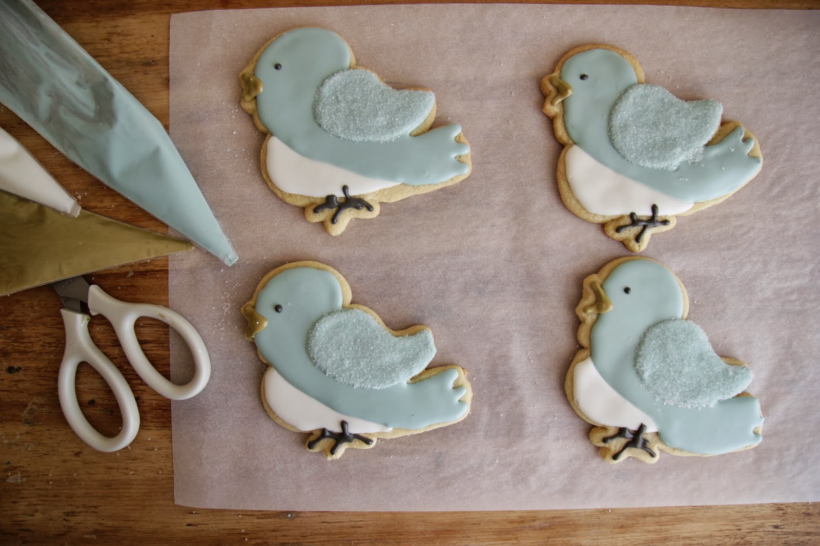Jenny Steffens Hobick: Decorating Blue Bird Sugar Cookies