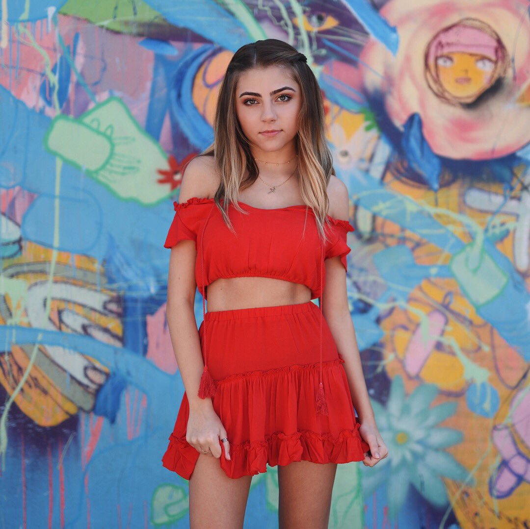 Starlet Arcade: Hot Jada Facer