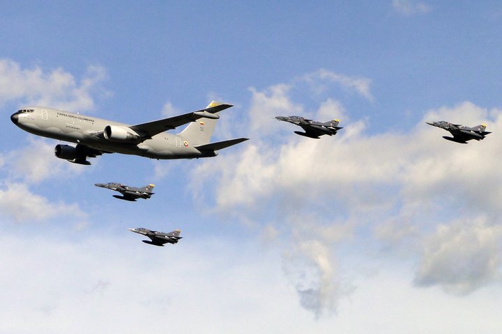 Avión Cisterna KC-767/200ER MMTT Júpiter F.A.C. | Ejército de Colombia