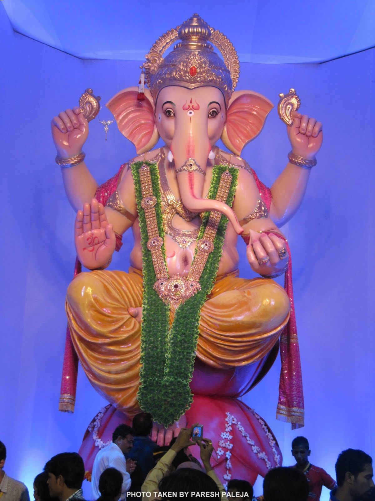 Mumbai Cha Ganpati: Mumbai Cha Raja