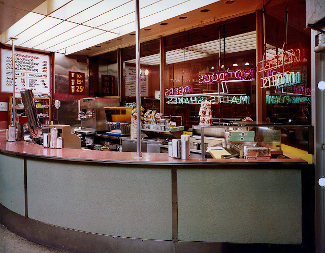 Wonderland Arcade in 1968 – This is What Arcades Looked Like Before ...