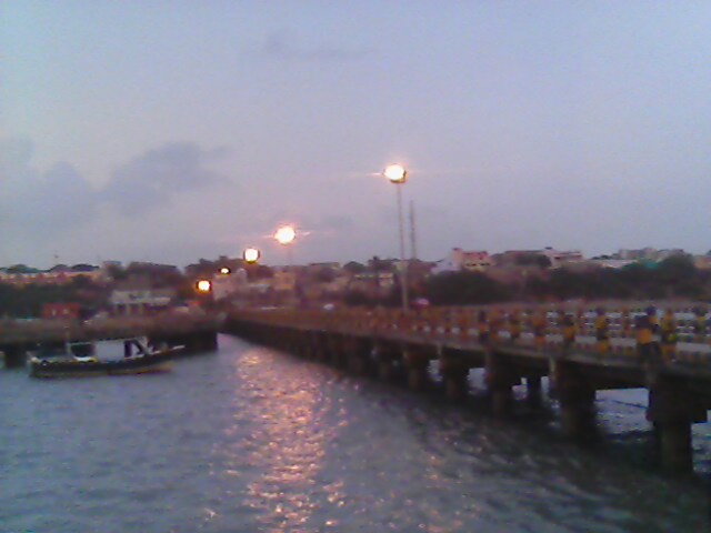 SnapsThatYouLike: okha port