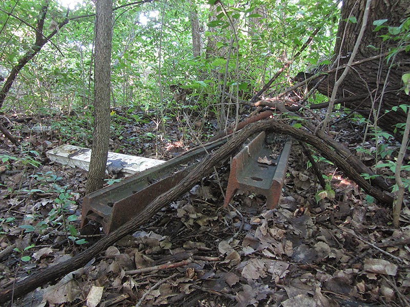 nailhed: Stony Island, Detroit's Boat Graveyard (Pt. 3)