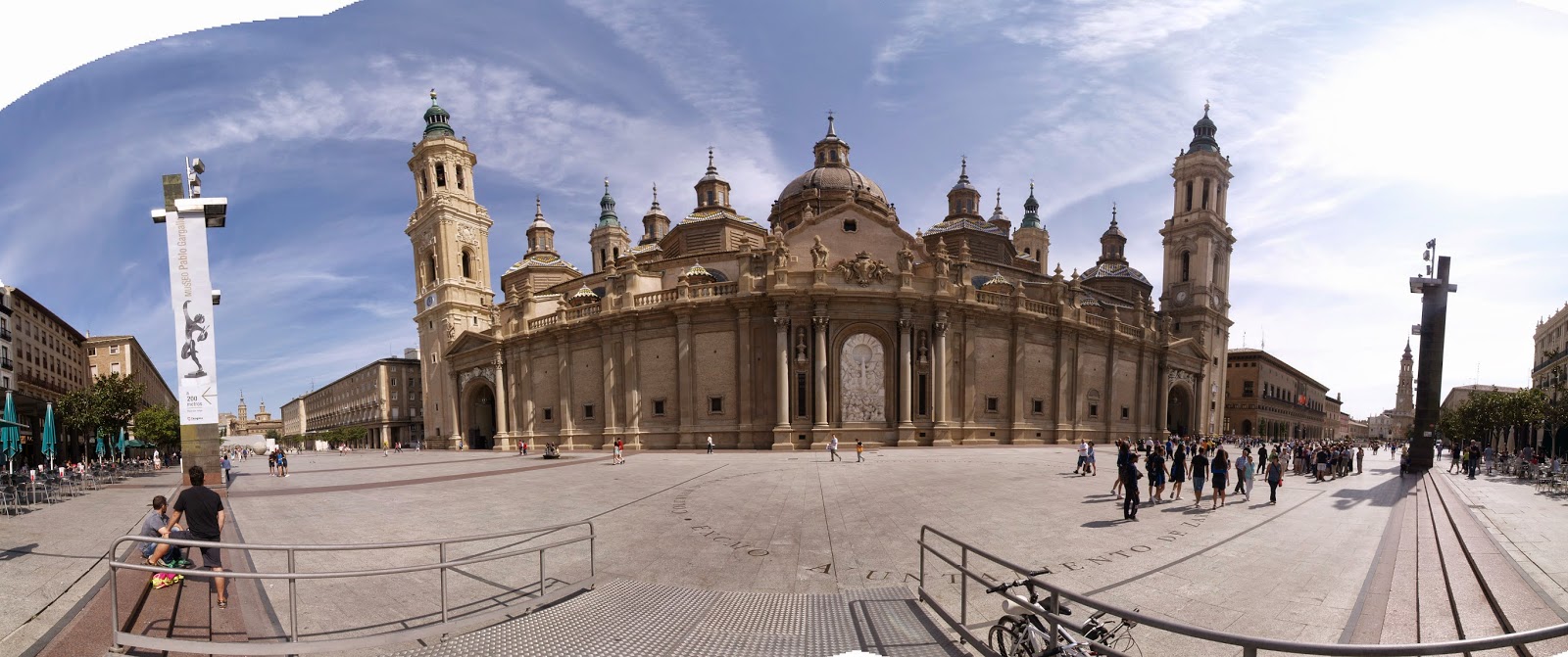 El Retabillo: Vista panorámica de la plaza del Pilar
