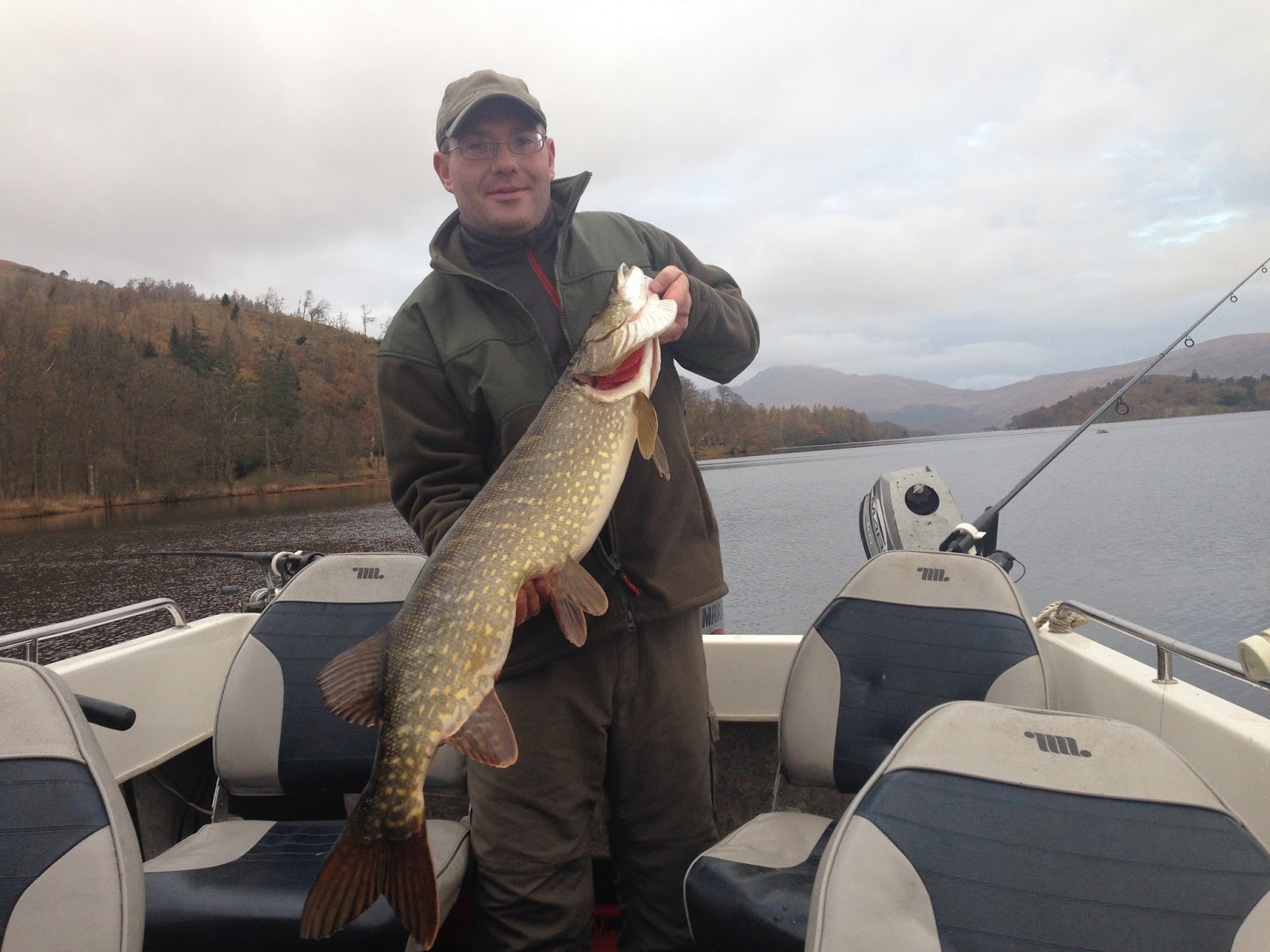 Scottish Fishing Guide: Guided Pike fishing Trips On Loch Lomond