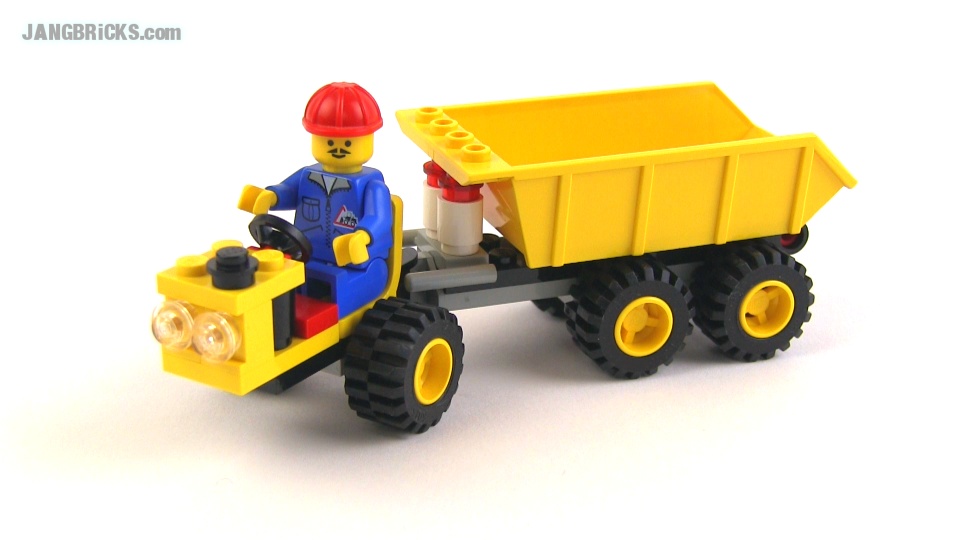 It's Flashback Friday! Classic LEGO System set review...