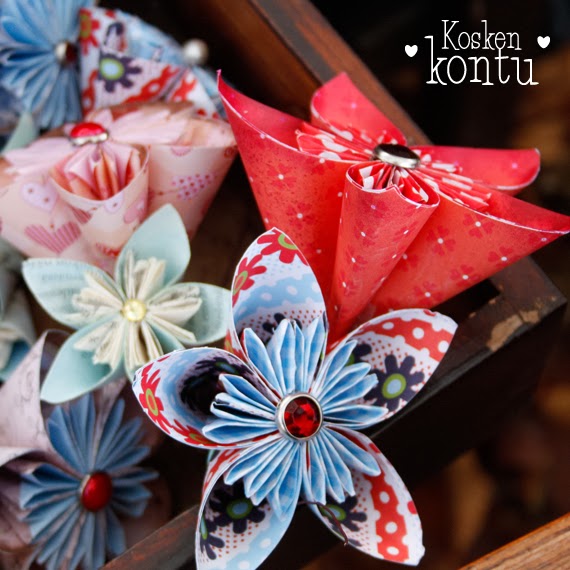 Kosken kontu: Paperikukkia 1/3: Origamikukkien tekeminen