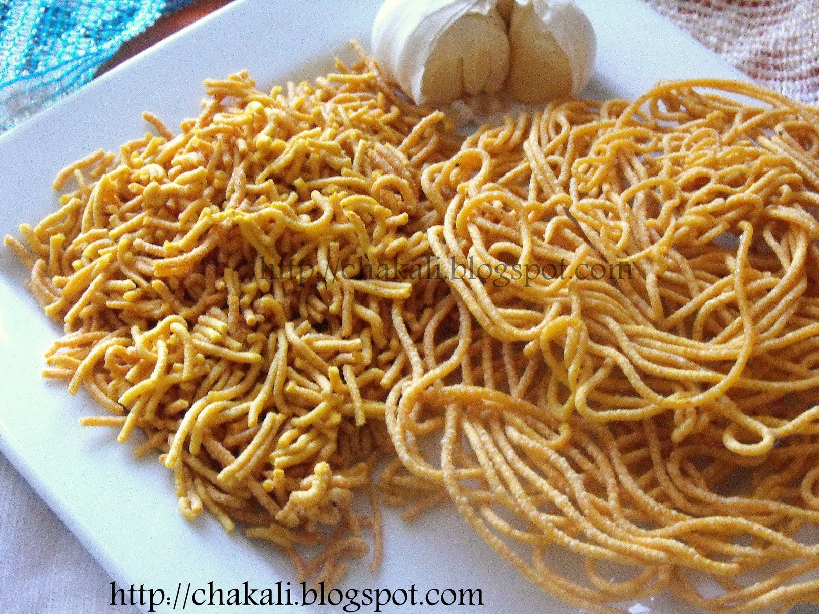 Garlic Sev | चकली