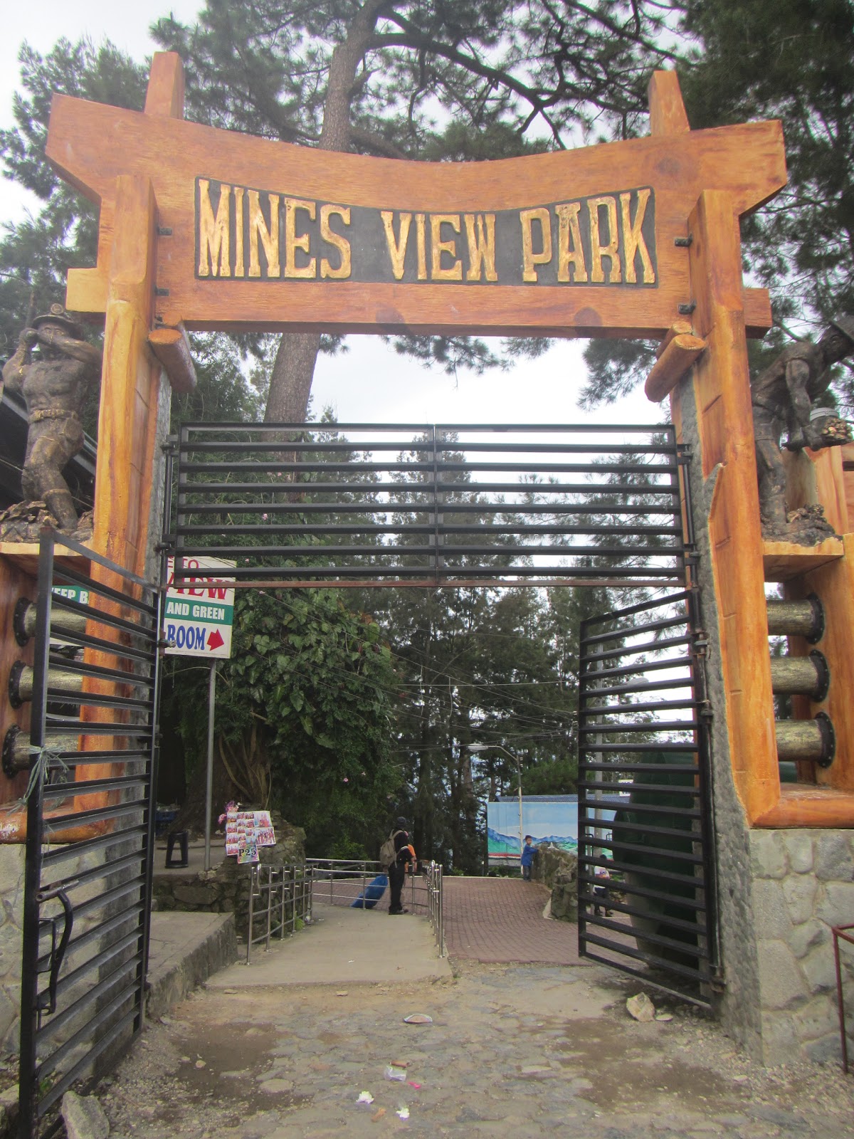 LEXICAL CROWN: MINES VIEW PARK