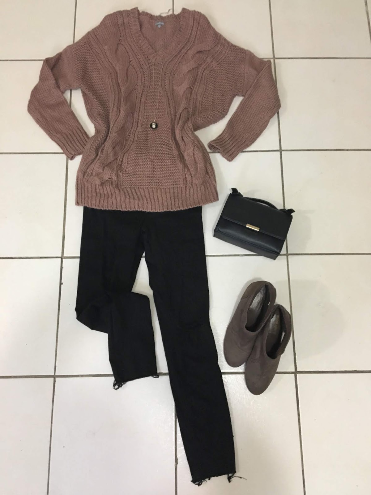 OUTFIT DEL DÍA: Outfit con suéter café