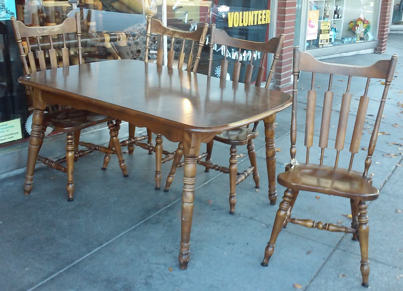 UHURU FURNITURE & COLLECTIBLES: SOLD #9312 Rockingham Colonial Dining ...