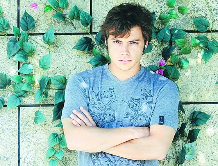 .Con figuras nuevas - Cine Farandulero