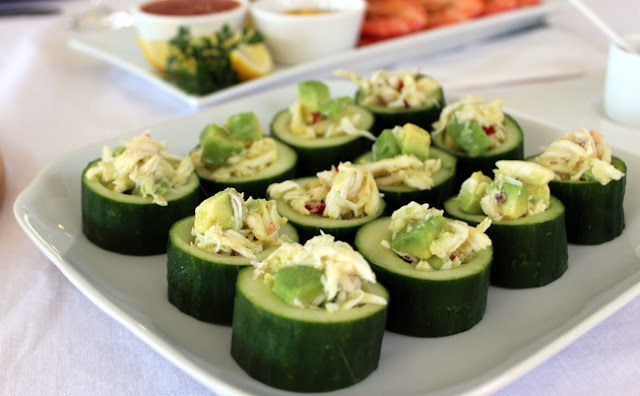 Stylish Settings: Seafood Starters for Christmas