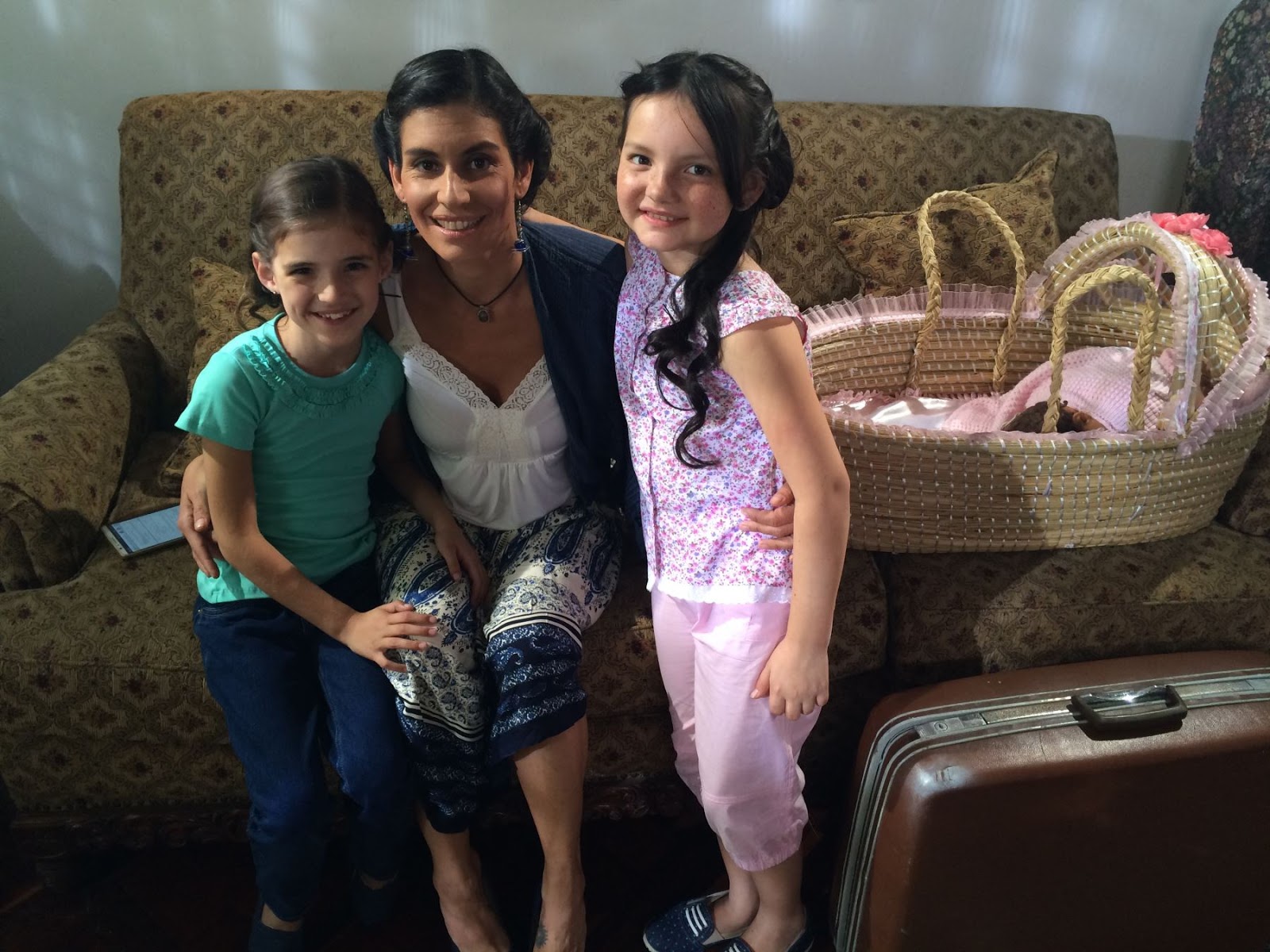 MIRA AQUÍ CÓMO SE GRABA LA TELENOVELA PERUANA "MIS TRES MARÍA"