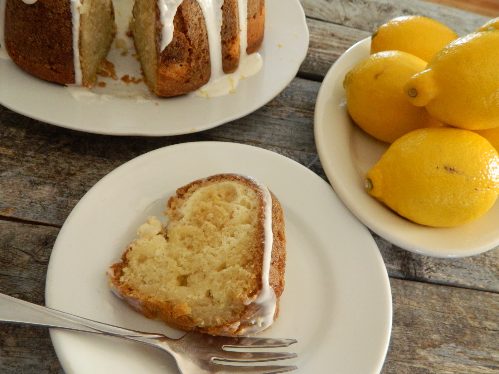 The Wednesday Baker: LEMON TUNNEL-OF-LOVE TEA CAKE