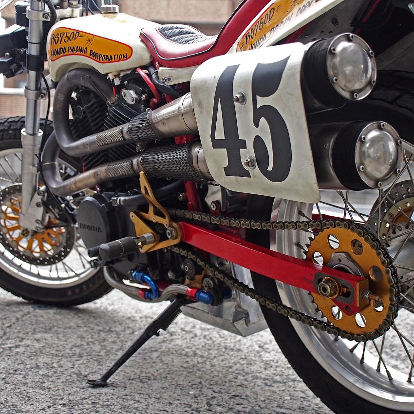 El Corra Motors: RS750 for the road