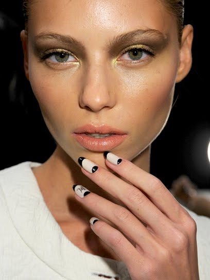 Original Nail Art ~ A Little Bit of Everything