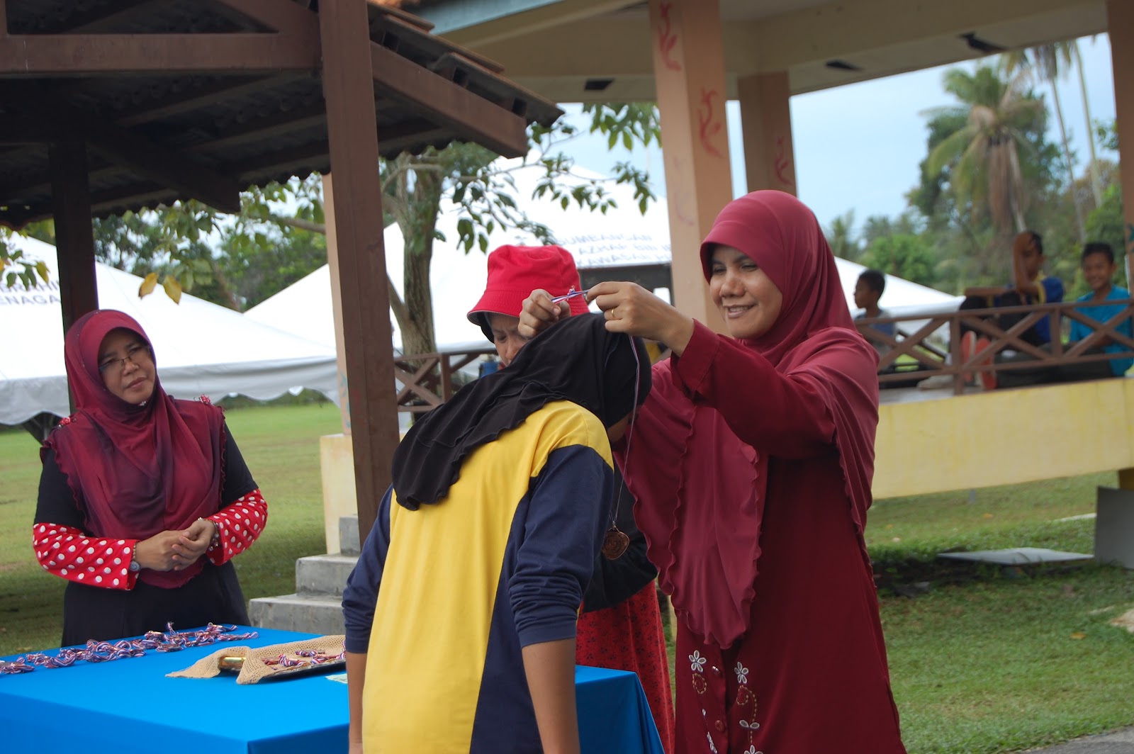 SMK PMTG. TOK LABU,PENAGA: MERENTAS DESA 2012