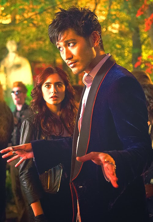 Magnus Bane in The Mortal Instruments ~ How to Dress Like Them