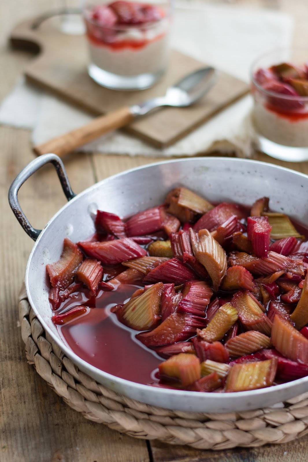 Chic, Chic, Chocolat: Rhubarbe confite