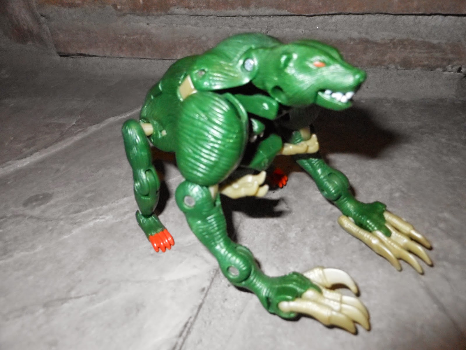 Emperor Dinobot's Musings. : Transformers Beast Wars Mutants Razorclaw!