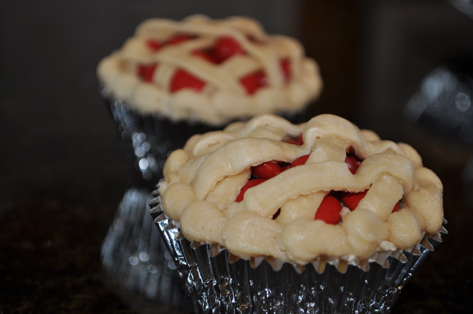 Gracie Cakes: Cherry Pie Cupcakes