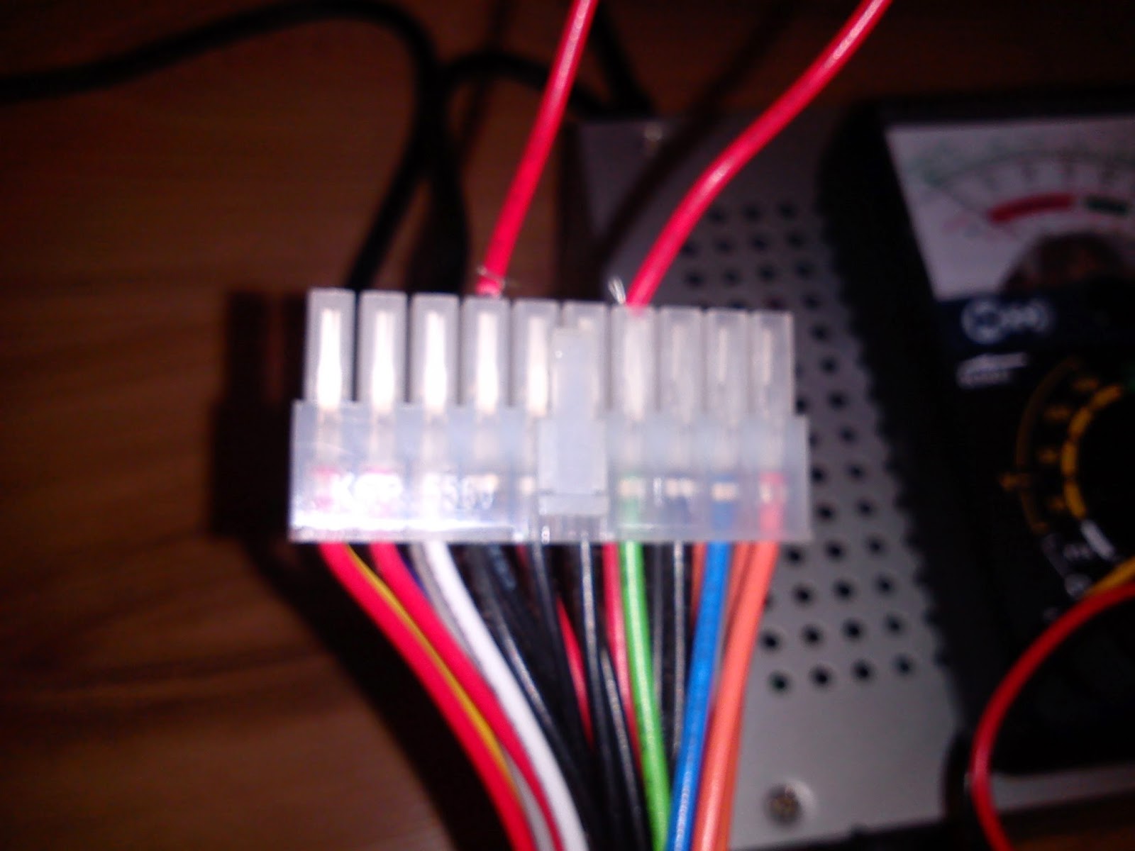 Hack @ Life: Kako pokrenuti napajanje od kompjutera?