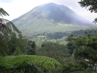 FianKaunang: Warereh : Legenda Terjadinya Gunung Klabat dan Pulau ...