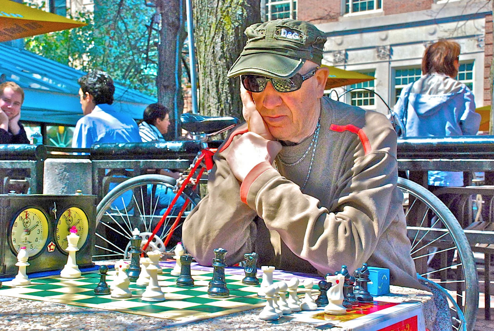 Boylston Chess Club Weblog: CHESSMASTER OF HARVARD SQUARE: BCC TRAINING ...