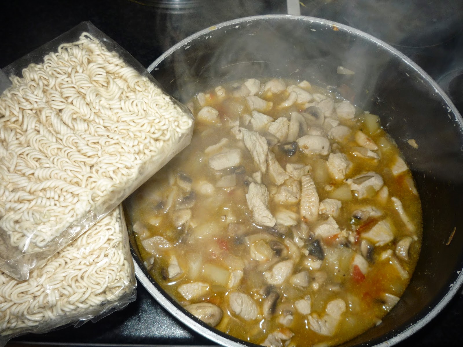 With Chocolate Brown: Massa Chinesa Tropical