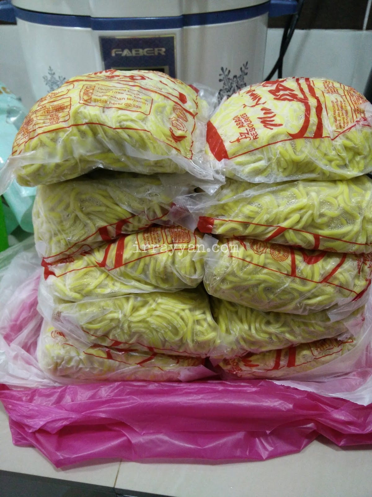 Mee Kuning ABADI Produk Muslim kegemaran kami | irrayyan.com