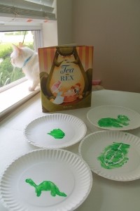 Make your own Dinosaur 'Tea Set' with Tea Rex | Piwi Kids
