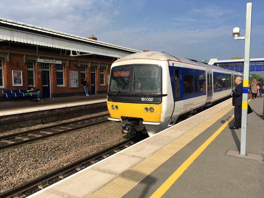 British Diesels and Electrics: Class 165 Network Turbo