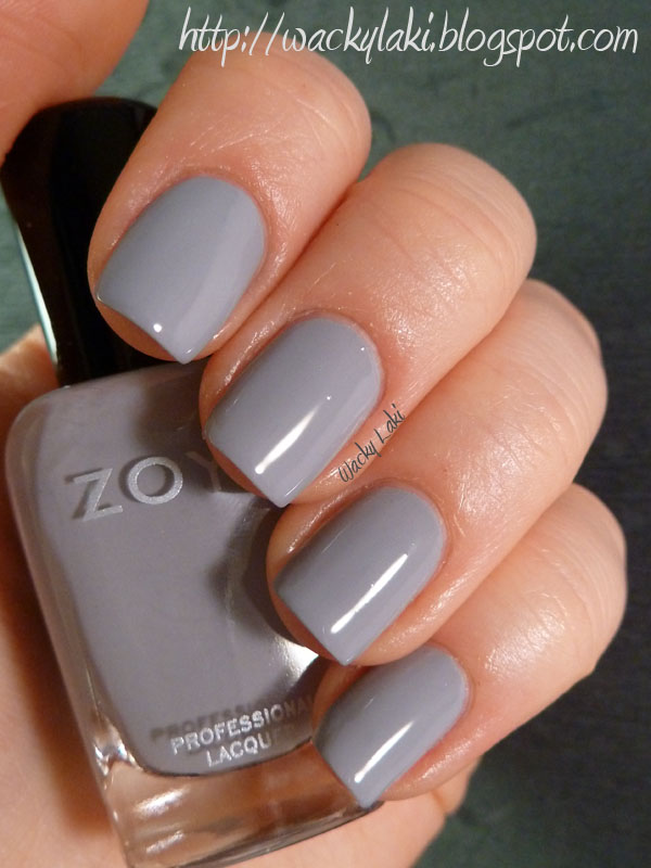 Wacky Laki: Zoya Carey in a Gradient with Kelly