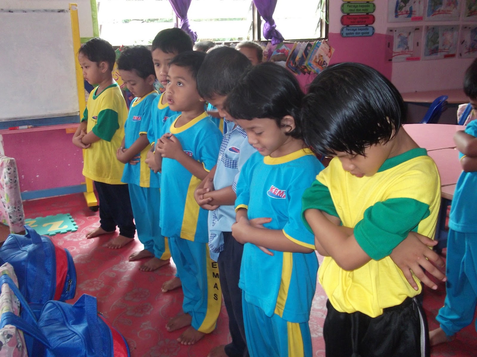 ::*BlogCikguATiQah*::: belajar solat dan bacaan dalam solat