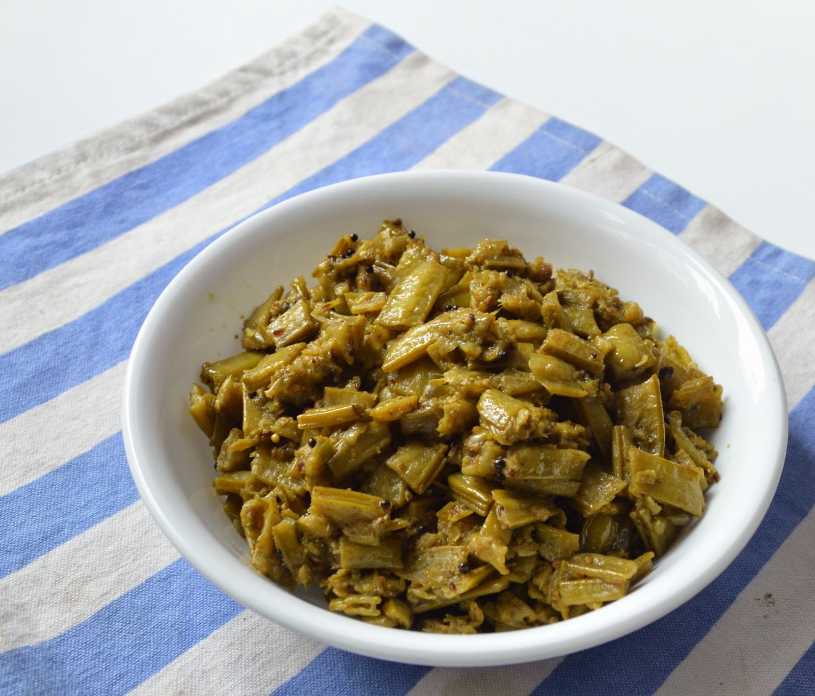 My Cooking Adventures: Gawar Phali ki Sabzi | Guwar Phali nu shak ...